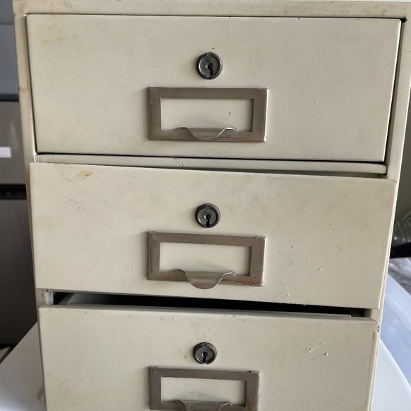 Storage & Organization | Vintage 3 Drawer Table Top Metal Cabinet ...